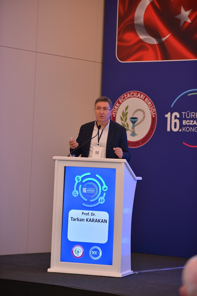 16. TÜRKİYE ECZACILIK KONGRESİ ÜÇÜNCÜ GÜN ÇALIŞMALARINI TAMAMLAYARAK ...